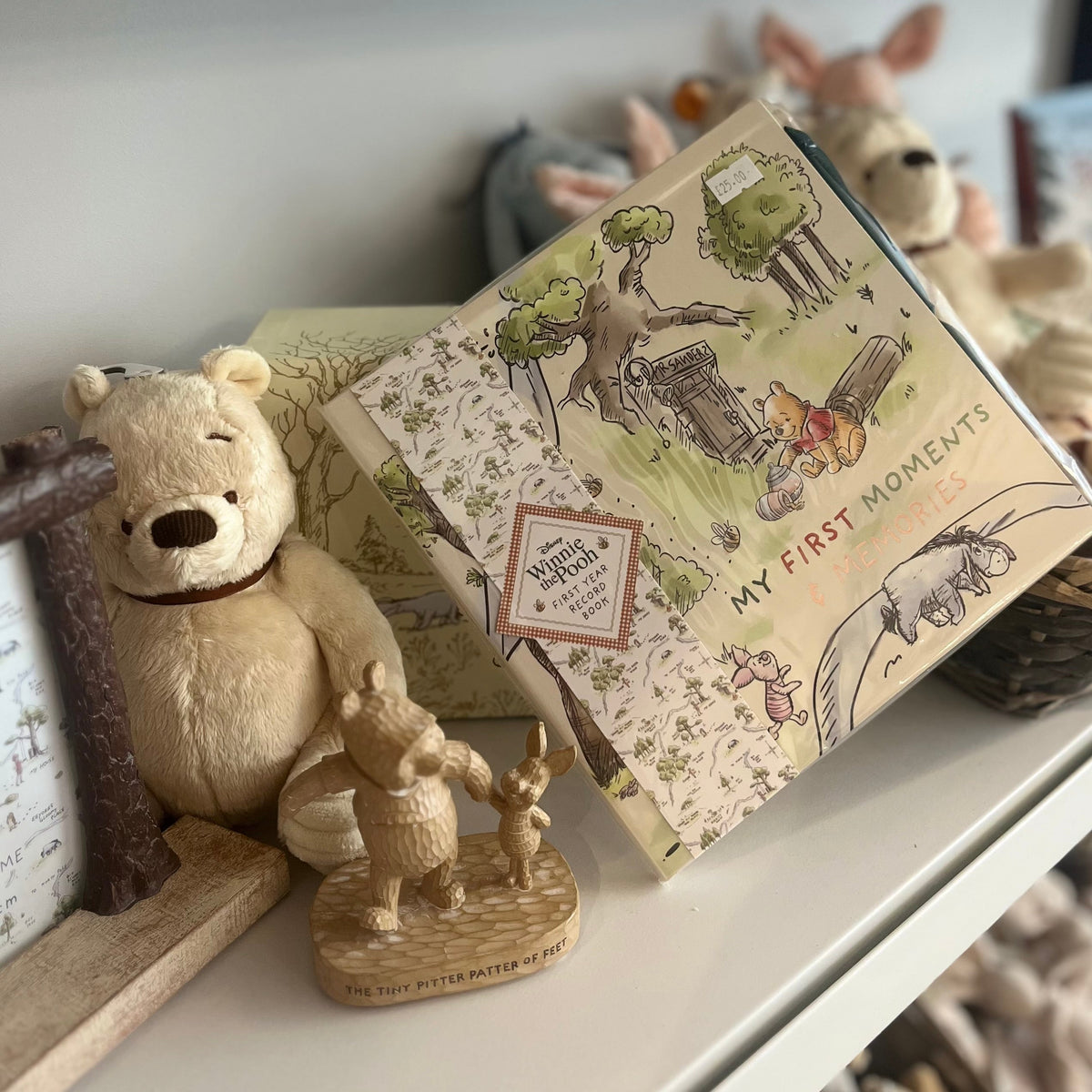 Disney Classic Winnie the Pooh and Friends – Lu Lu's Gift Company